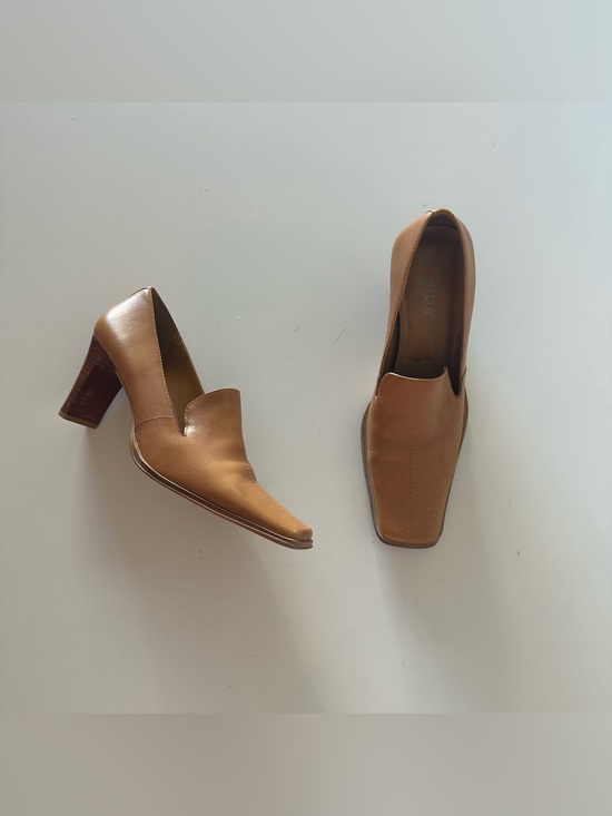 Diba | Shoes | Vintage Y2k Diba Tan Square Stitch Toe Leather Pumps 75 ...